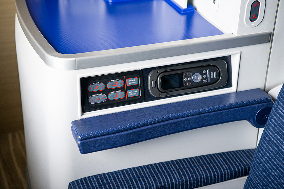 ANAをホテルの客室で満喫する「ANA ROOM」 | 羽田第2ターミナル出発ロビー直結 羽田エクセルホテル東急【公式】